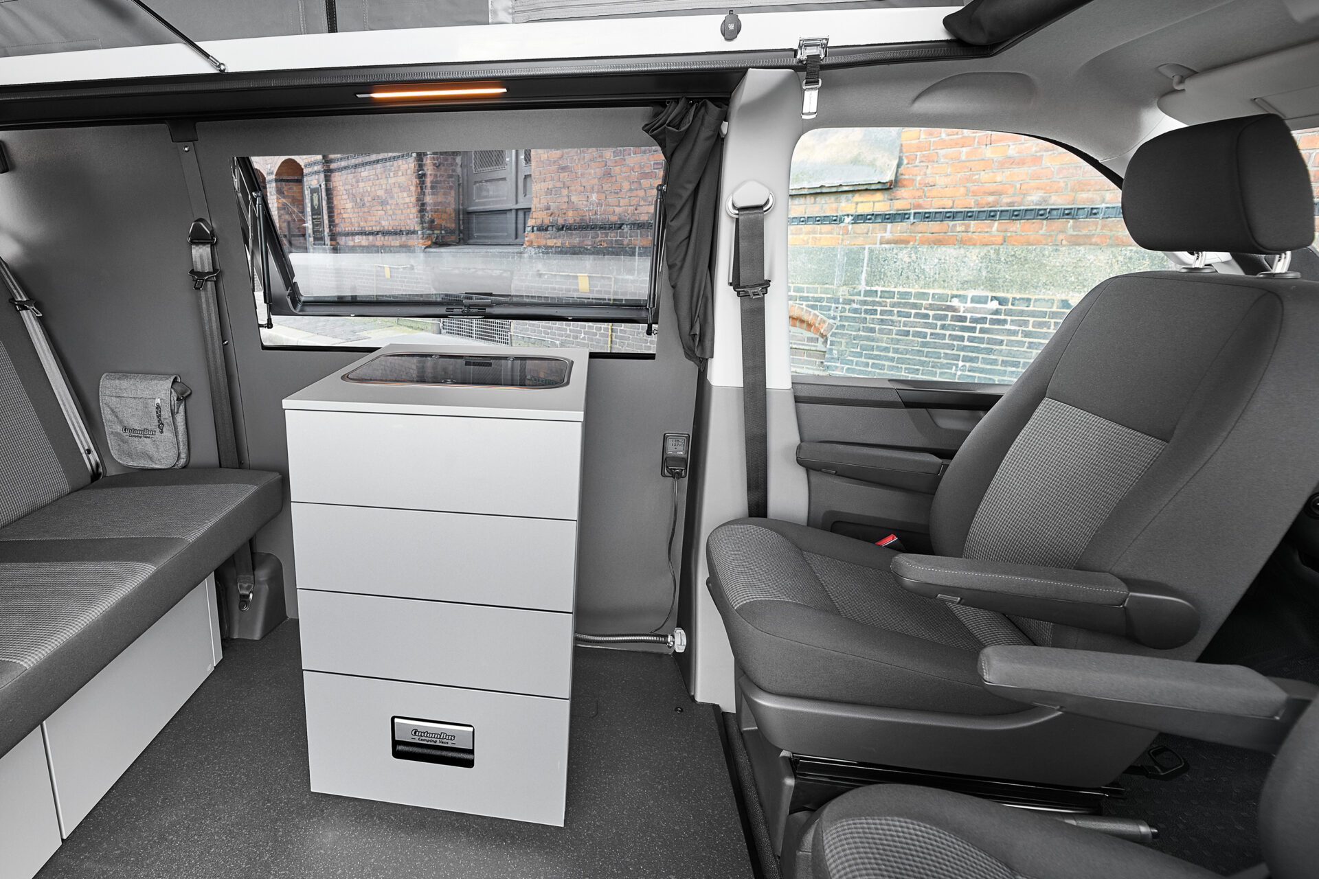 Custom-Bus Camping Vans - VW T6 Wohnmobile, Reisemobile, Bürofahrzeuge ...